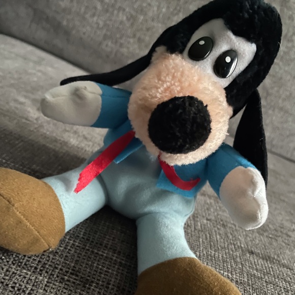 Walt Disney | Toys | Vintage Disney Goofy Stuffed Animal Plush Toy ...